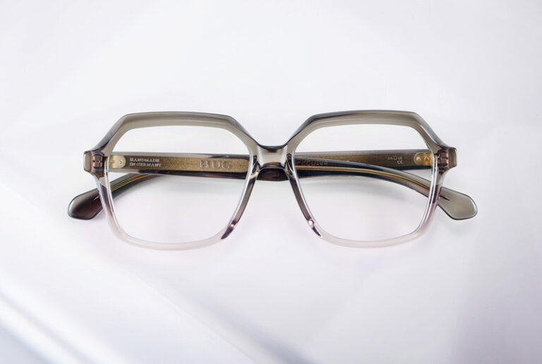 HUG Spectacles : Lunettes de Luxe au Design Exclusif - Lunettes Créateurs